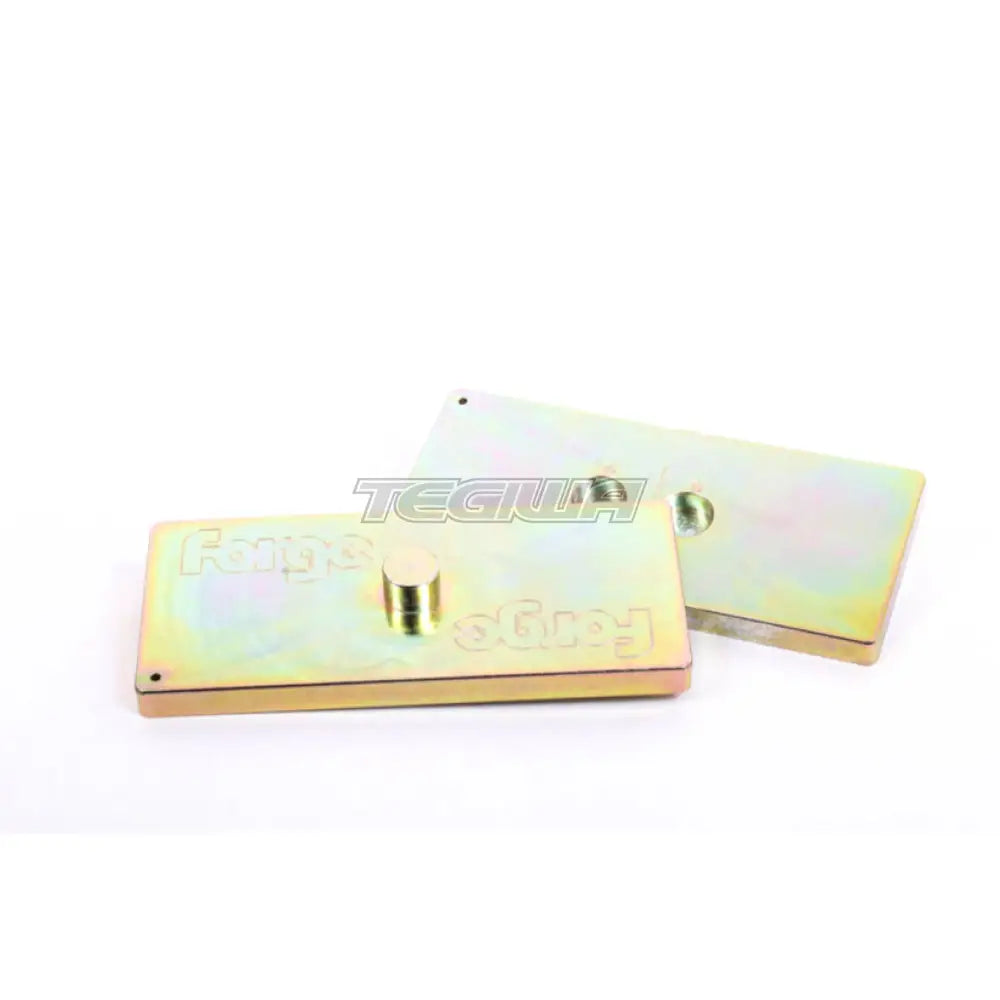 Forge Motorsport Rear Axle relocation plates VW Caddy 04-11